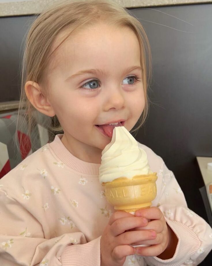 Wren Eleanor: Mother of 3-Year-Old TikTok star slammed | POPTOPIC