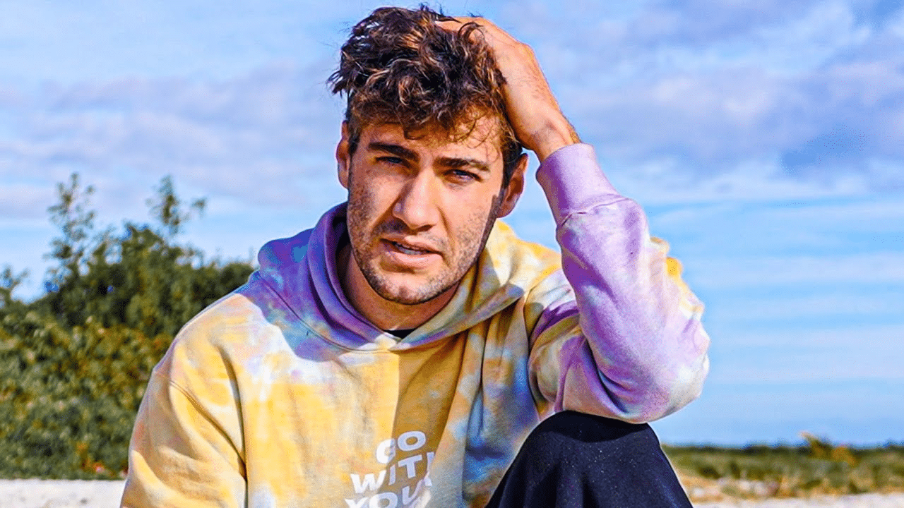 YouTuber Airrack Exposed as a "Fraud" and "Douchebag" | POPTOPIC