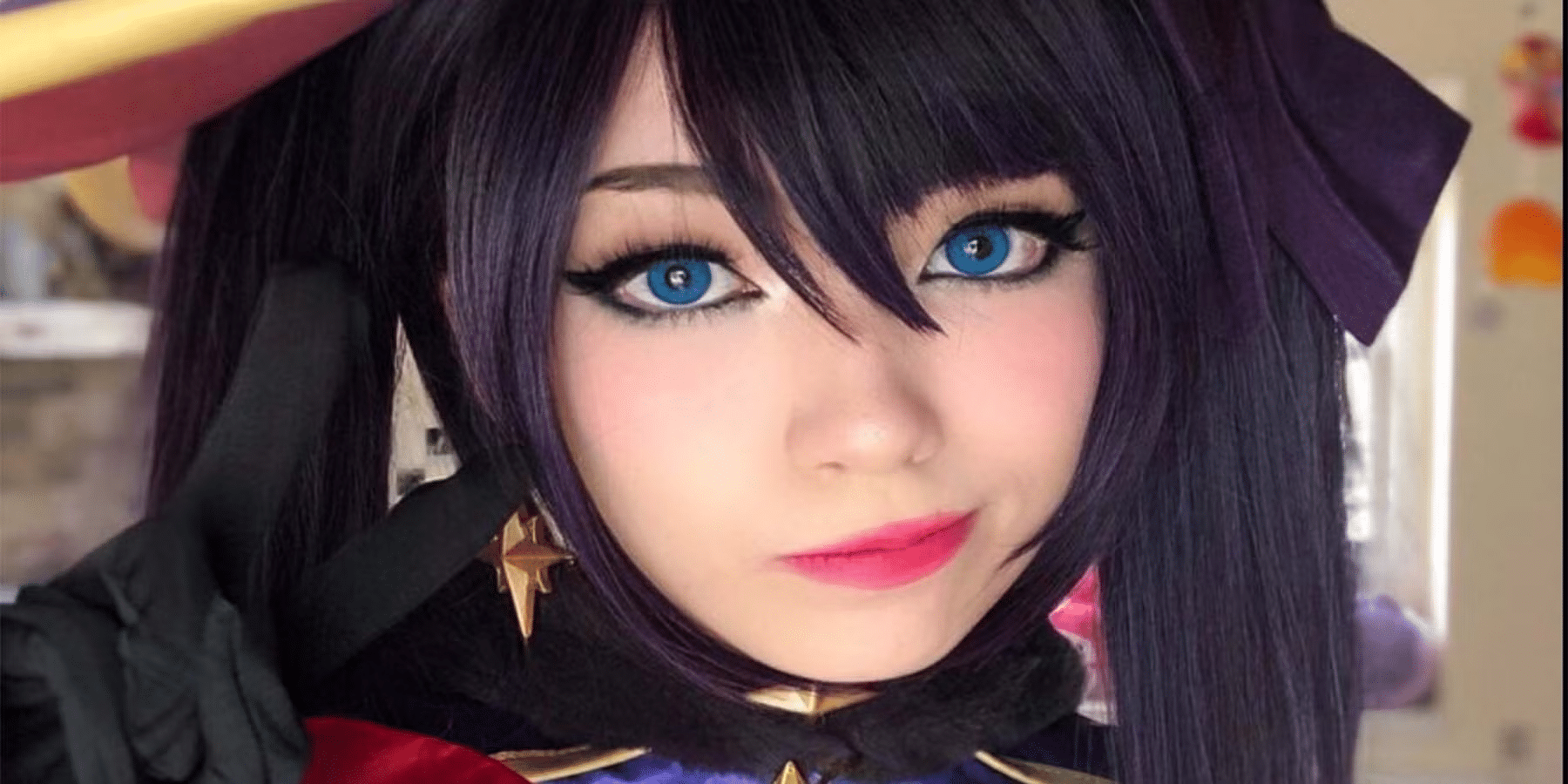 Emiru Assaulted at Day One of TwitchCon 2025 | POPTOPIC